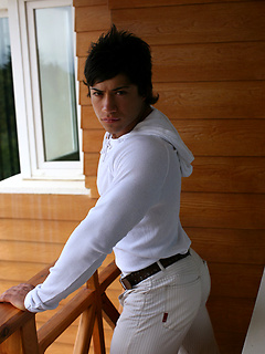 Young Bodybuilder Chad Harley Posing 2053